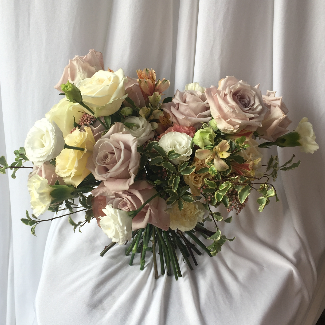 Quicksand Rose Bridal Bouquet – Le Bliss